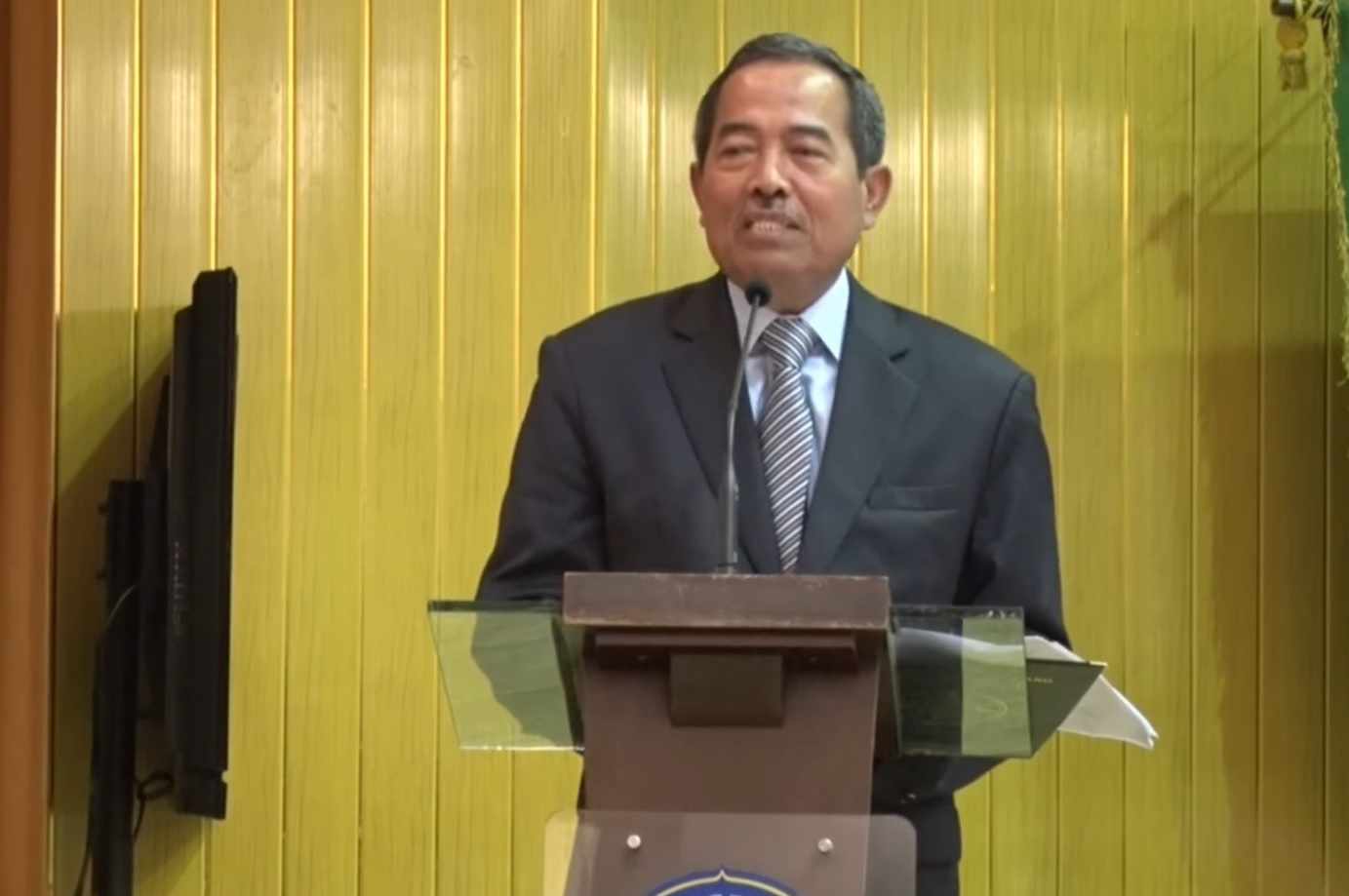 darsono | Fakultas Ekonomi dan Bisnis